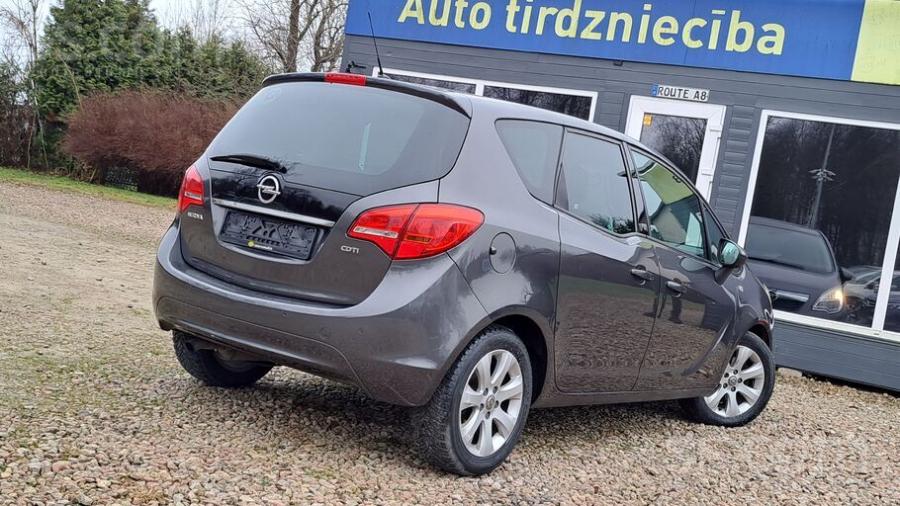 Brown Opel Meriva 2010 in Jelgava, with an engine capacity of 1.30 L and mileage of 198 thousand km for 3790 €, photo 3 on AUTOMOTO.COM.LV