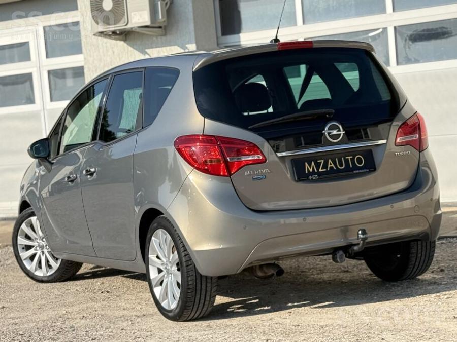 Brown Opel Meriva 2010 in Tukums, with an engine capacity of 1.40 L and mileage of 228 thousand km for 4000 €, photo 4 on AUTOMOTO.COM.LV