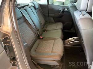 Brown Opel Meriva 2010 in Tukums, with an engine capacity of 1.40 L and mileage of 228 thousand km for 4000 €, photo 10 on AUTOMOTO.COM.LV