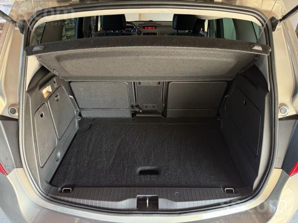 Brown Opel Meriva 2010 in Tukums, with an engine capacity of 1.40 L and mileage of 228 thousand km for 4000 €, photo 10 on AUTOMOTO.COM.LV