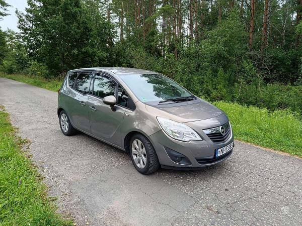 Brūns Opel Meriva 2010 Panevēža, ar dzinēja tilpumu 1.36 L un nobraukumu 258 tūkst. km par 1700 €, foto 3 vietnē AUTOMOTO.COM.LV