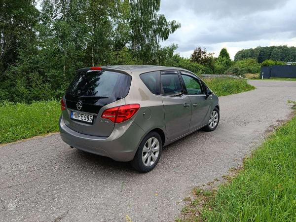 Brūns Opel Meriva 2010 Panevēža, ar dzinēja tilpumu 1.36 L un nobraukumu 258 tūkst. km par 1700 €, foto 4 vietnē AUTOMOTO.COM.LV
