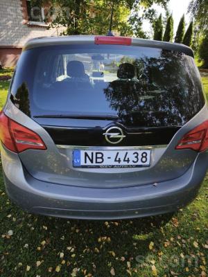 Brown Opel Meriva 2010 in Saldus, with an engine capacity of 1.70 L and mileage of 240 thousand km for 3200 €, photo 5 on AUTOMOTO.COM.LV