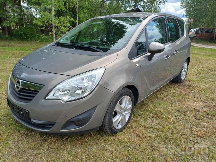 Brown Opel Meriva 2011 in Kuldiga, with an engine capacity of 1.70 L and mileage of 232 thousand km for 4750 €, photo 1 on AUTOMOTO.COM.LV