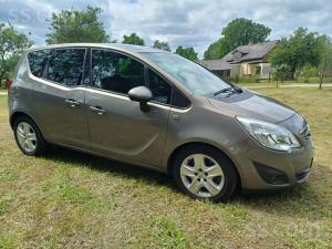 Brown Opel Meriva 2011 in Kuldiga, with an engine capacity of 1.70 L and mileage of 232 thousand km for 4750 €, photo 8 on AUTOMOTO.COM.LV