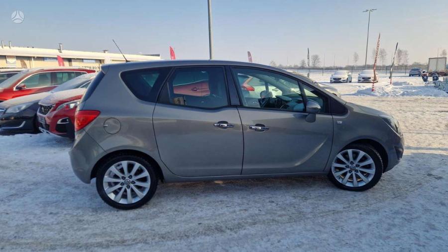 Brown Opel Meriva 2011 in Marijampole, with an engine capacity of 1.69 L and mileage of 183 thousand km for 3590 €, photo 21 on AUTOMOTO.COM.LV