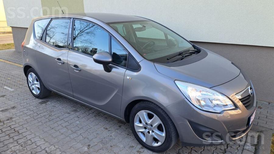Brown Opel Meriva 2011 in Ogre, with an engine capacity of 1.40 L and mileage of 116 thousand km for 4850 €, photo 1 on AUTOMOTO.COM.LV