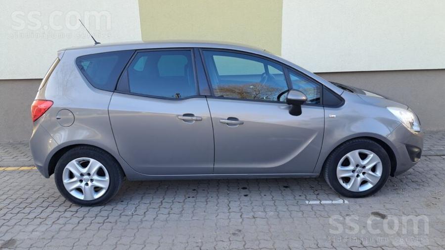 Brown Opel Meriva 2011 in Ogre, with an engine capacity of 1.40 L and mileage of 116 thousand km for 4850 €, photo 7 on AUTOMOTO.COM.LV
