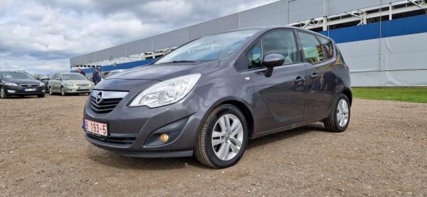 Коричневый Опель Мерива 2011 в Рига, объемом двигателя 1.70 л и пробегом 252 тыс. км за 5350 €, фото 1 на AUTOMOTO.COM.LV
