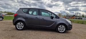 Brown Opel Meriva 2011 in Daugavpils, with an engine capacity of 1.70 L and mileage of 252 thousand km for 5350 €, photo 7 on AUTOMOTO.COM.LV