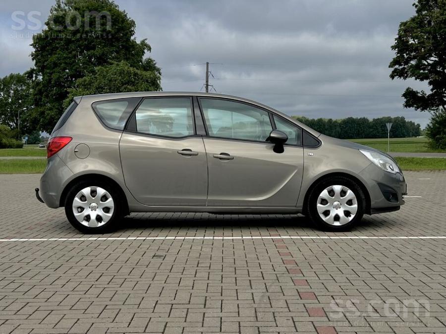 Brown Opel Meriva 2011 in Cesis, with an engine capacity of 1.40 L and mileage of 266 thousand km for 4450 €, photo 7 on AUTOMOTO.COM.LV
