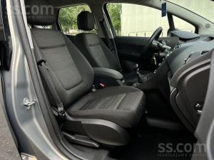 Brown Opel Meriva 2011 in Cesis, with an engine capacity of 1.40 L and mileage of 266 thousand km for 4450 €, photo 12 on AUTOMOTO.COM.LV