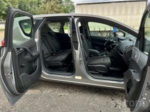 Brown Opel Meriva 2011 in Cesis, with an engine capacity of 1.40 L and mileage of 266 thousand km for 4450 €, photo 13 on AUTOMOTO.COM.LV