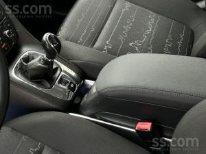 Brown Opel Meriva 2011 in Cesis, with an engine capacity of 1.40 L and mileage of 266 thousand km for 4450 €, photo 15 on AUTOMOTO.COM.LV