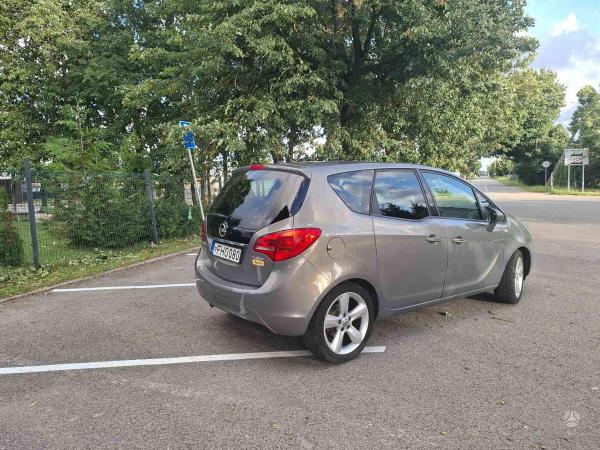 Brūns Opel Meriva 2011 Klaipėda, ar dzinēja tilpumu 1.36 L un nobraukumu 109 tūkst. km par 3200 €, foto 5 vietnē AUTOMOTO.COM.LV