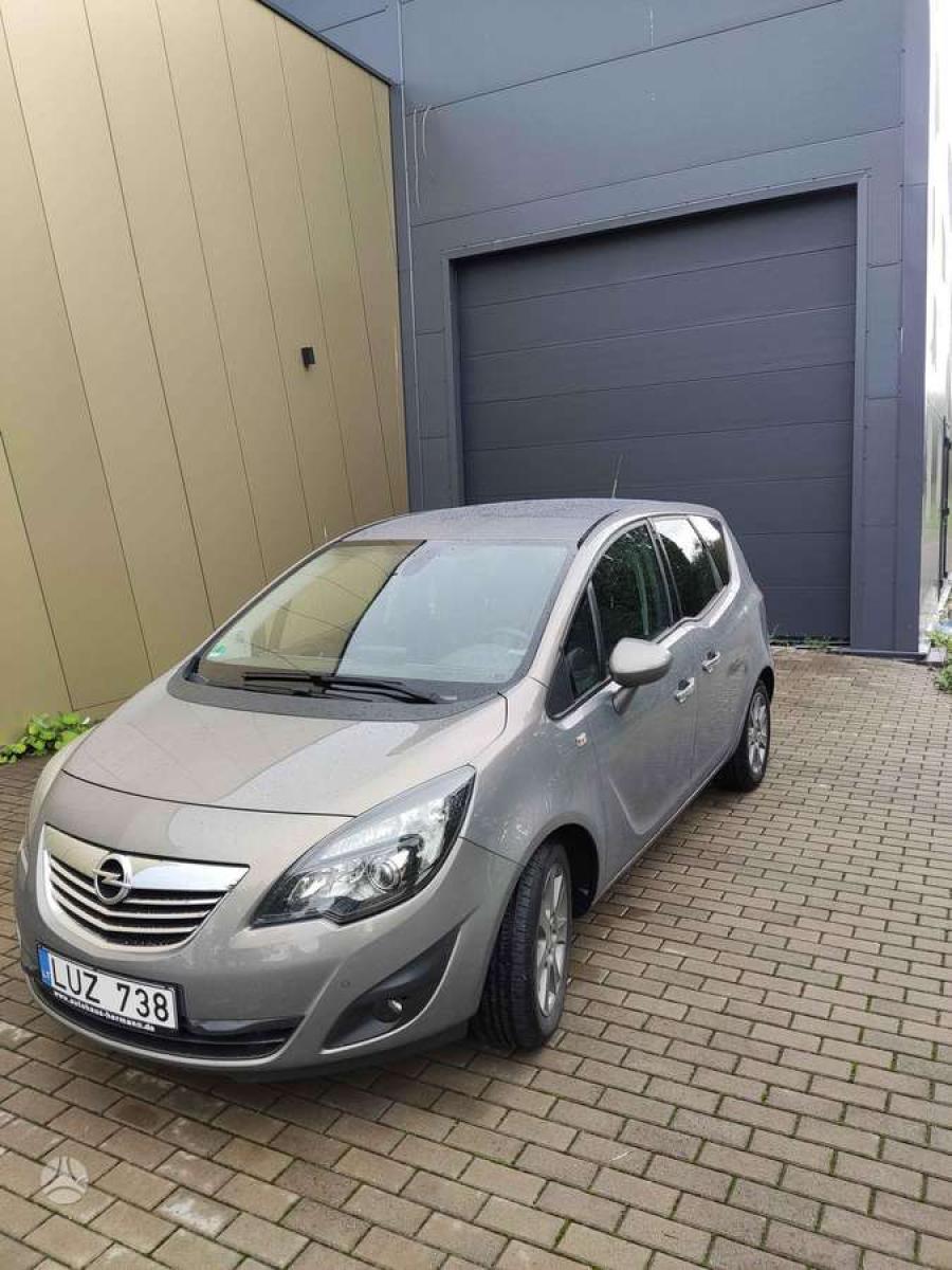Brown Opel Meriva 2011 in Kaunas, with an engine capacity of 1.36 L and mileage of 190 thousand km for 3300 €, photo 3 on AUTOMOTO.COM.LV