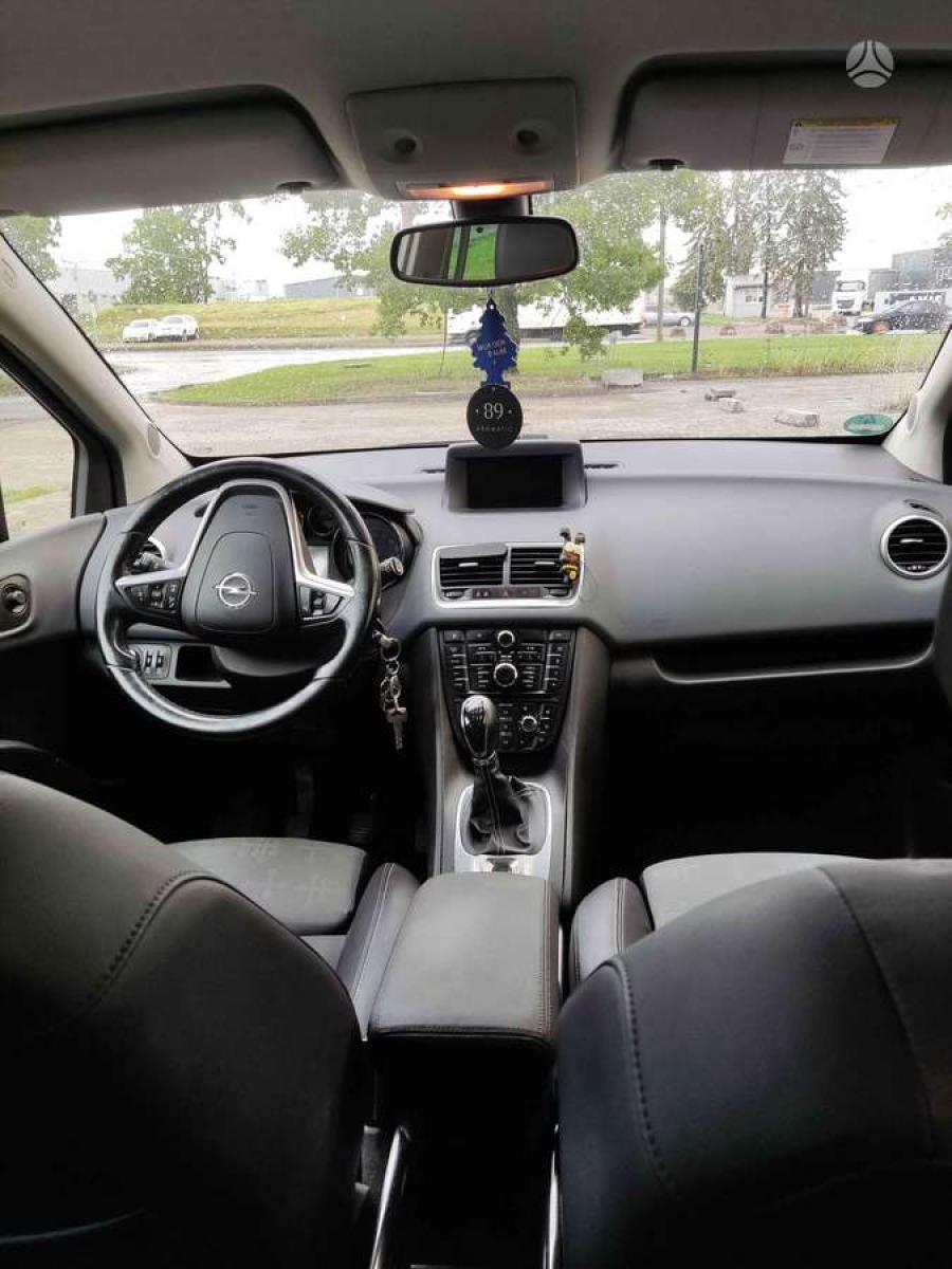 Brown Opel Meriva 2011 in Kaunas, with an engine capacity of 1.36 L and mileage of 190 thousand km for 3300 €, photo 13 on AUTOMOTO.COM.LV