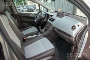 Brown Opel Meriva 2011 in Liepaja, with an engine capacity of 1.70 L and mileage of 192 thousand km for 4400 €, photo 12 on AUTOMOTO.COM.LV