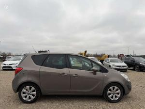 Brown Opel Meriva 2012 in Siauliai, with an engine capacity of 1.40 L and mileage of 288 thousand km for 3100 €, photo 4 on AUTOMOTO.COM.LV