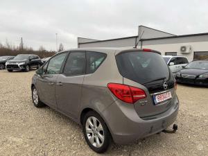 Brown Opel Meriva 2012 in Siauliai, with an engine capacity of 1.40 L and mileage of 288 thousand km for 3100 €, photo 8 on AUTOMOTO.COM.LV