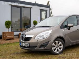 Brown Opel Meriva 2013 in Kuldiga, with an engine capacity of 1.40 L and mileage of 201 thousand km for 4990 €, photo 4 on AUTOMOTO.COM.LV