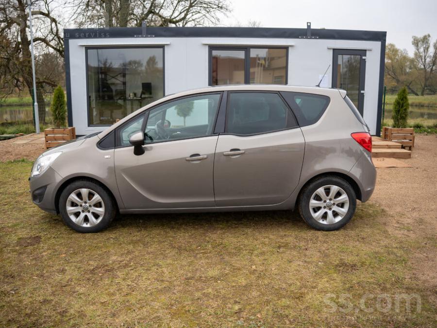 Brown Opel Meriva 2013 in Kuldiga, with an engine capacity of 1.40 L and mileage of 201 thousand km for 4990 €, photo 14 on AUTOMOTO.COM.LV