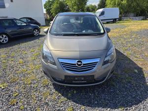 Brown Opel Meriva 2013 in Marijampole, with an engine capacity of 1.69 L and mileage of 280 thousand km for 3700 €, photo 3 on AUTOMOTO.COM.LV