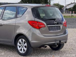 Brown Opel Meriva 2013 in Taurage, with an engine capacity of 1.70 L and mileage of 213 thousand km for 2950 €, photo 7 on AUTOMOTO.COM.LV
