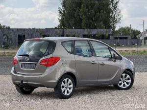 Brown Opel Meriva 2013 in Taurage, with an engine capacity of 1.70 L and mileage of 213 thousand km for 2950 €, photo 8 on AUTOMOTO.COM.LV