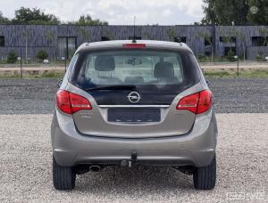 Brown Opel Meriva 2013 in Taurage, with an engine capacity of 1.70 L and mileage of 213 thousand km for 2950 €, photo 9 on AUTOMOTO.COM.LV