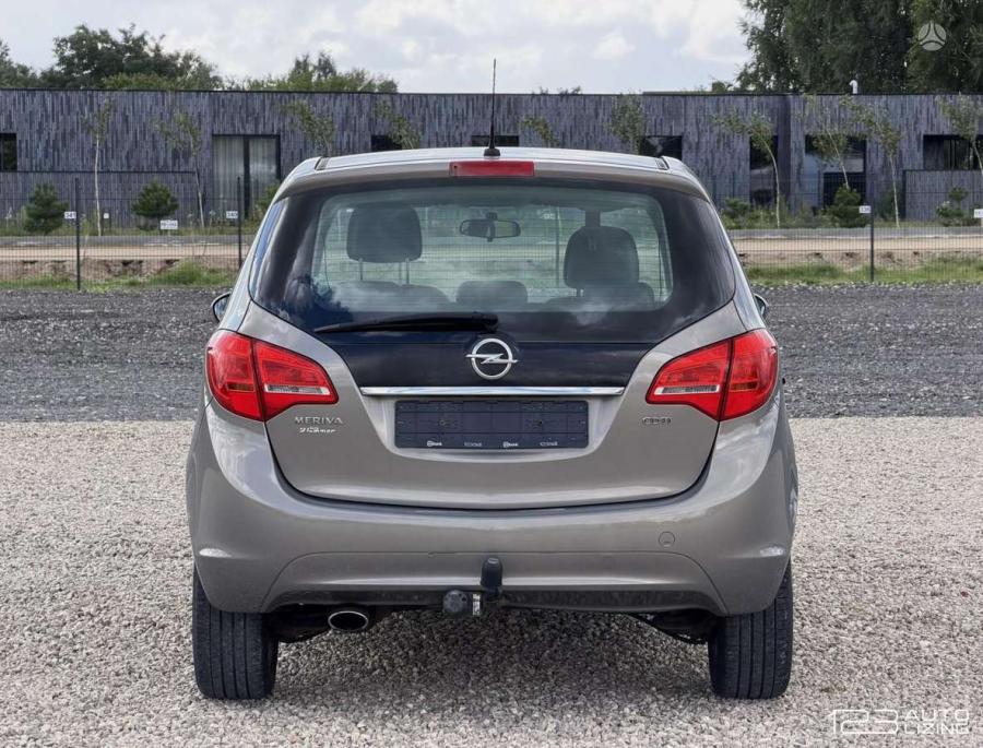 Brown Opel Meriva 2013 in Taurage, with an engine capacity of 1.70 L and mileage of 213 thousand km for 2950 €, photo 9 on AUTOMOTO.COM.LV