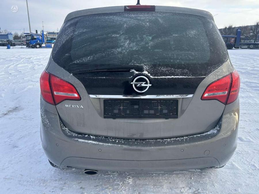 Brown Opel Meriva 2016 in Marijampole, with an engine capacity of 1.36 L and mileage of 183 thousand km for 4650 €, photo 5 on AUTOMOTO.COM.LV