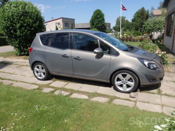 Brown Opel Meriva 2011 in Saldus, with an engine capacity of 1.70 L and mileage of 197 thousand km for 2800 €, photo 3 on AUTOMOTO.COM.LV