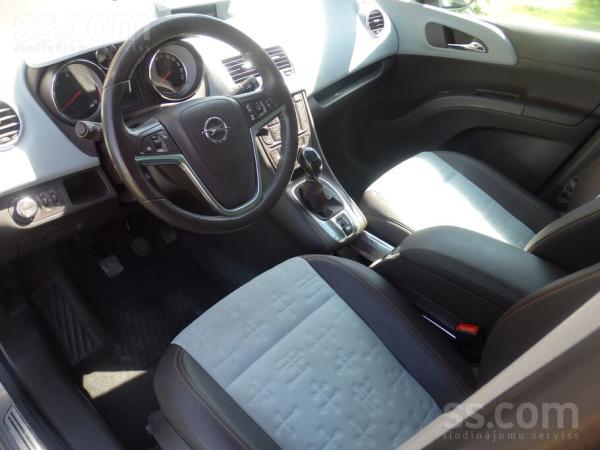 Brown Opel Meriva 2011 in Saldus, with an engine capacity of 1.70 L and mileage of 197 thousand km for 2800 €, photo 4 on AUTOMOTO.COM.LV