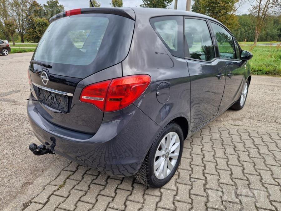 Brown Opel Meriva 2014 in Ogre, with an engine capacity of 1.40 L and mileage of 220 thousand km for 5950 €, photo 3 on AUTOMOTO.COM.LV