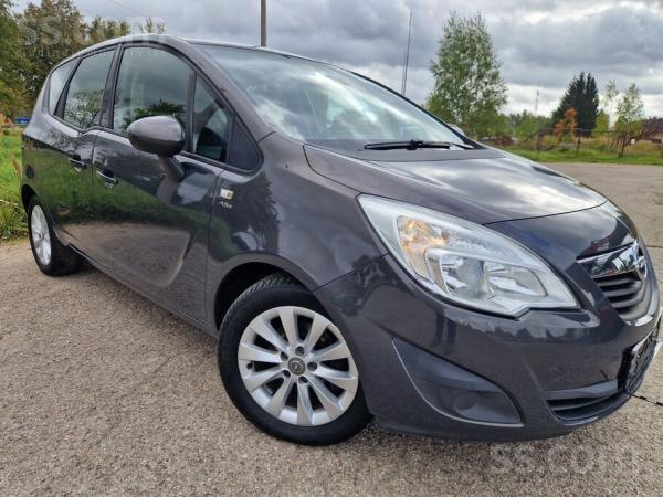 Opel Meriva 2014 in Ogre on AUTOMOTO.COM.LV Brown Opel Meriva 2014 in Ogre, with an engine capacity of 1.40 L and mileage of 220 thousand km for 5950 €, photo 4 on AUTOMOTO.COM.LV