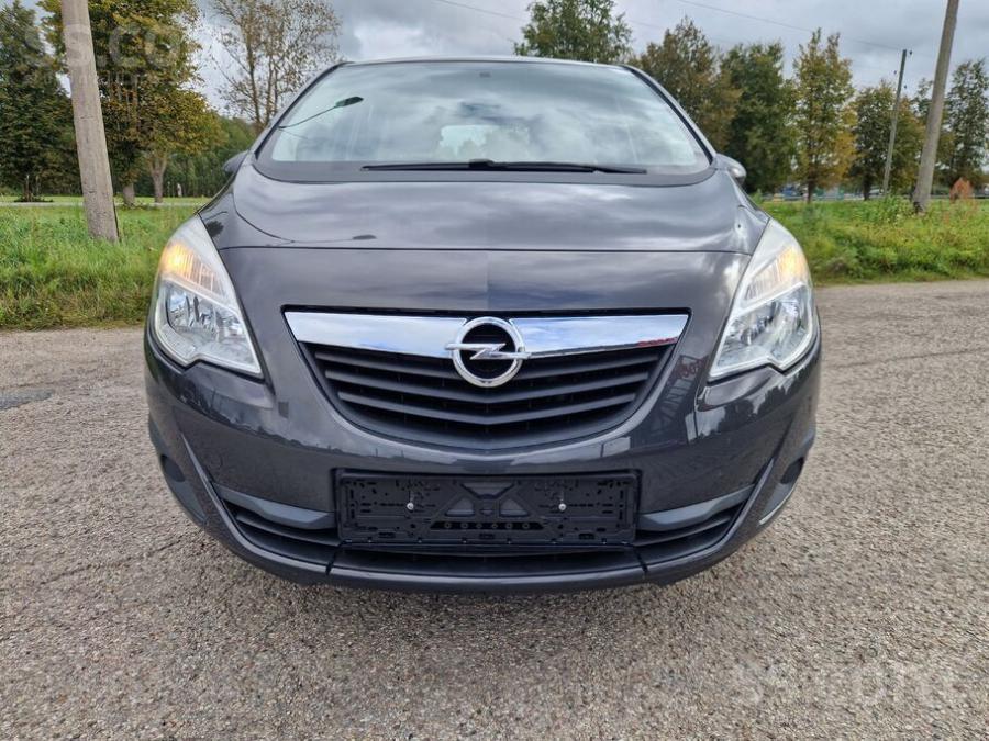Brown Opel Meriva 2014 in Ogre, with an engine capacity of 1.40 L and mileage of 220 thousand km for 5950 €, photo 6 on AUTOMOTO.COM.LV