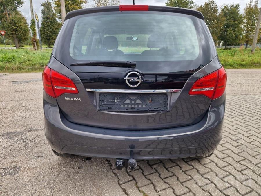 Brown Opel Meriva 2014 in Ogre, with an engine capacity of 1.40 L and mileage of 220 thousand km for 5950 €, photo 7 on AUTOMOTO.COM.LV