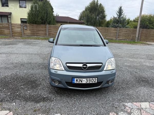 Opel Meriva 2006 in Saldus on AUTOMOTO.COM.LV Green Opel Meriva 2006 in Saldus, with an engine capacity of 1.70 L and mileage of 305 thousand km for 990 €, photo 1 on AUTOMOTO.COM.LV