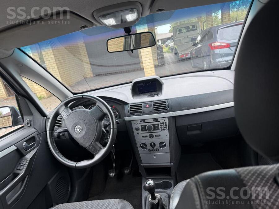 Green Opel Meriva 2006 in Saldus, with an engine capacity of 1.70 L and mileage of 305 thousand km for 990 €, photo 9 on AUTOMOTO.COM.LV