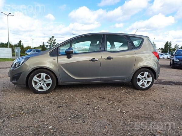 Green Opel Meriva 2012 in Daugavpils, with an engine capacity of 1.70 L and mileage of 0 thousand km for 3300 €, photo 4 on AUTOMOTO.COM.LV
