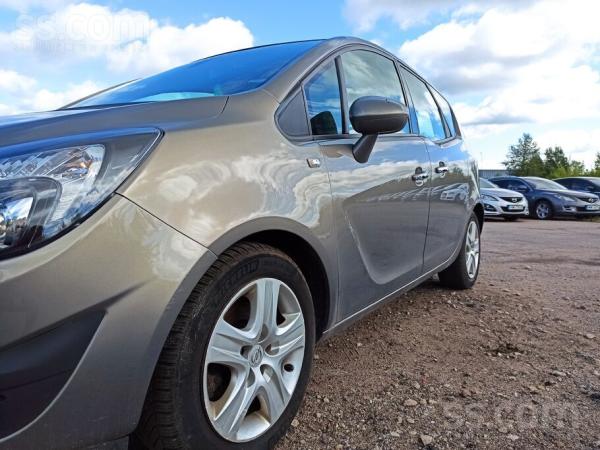 Green Opel Meriva 2012 in Daugavpils, with an engine capacity of 1.70 L and mileage of 0 thousand km for 3300 €, photo 10 on AUTOMOTO.COM.LV