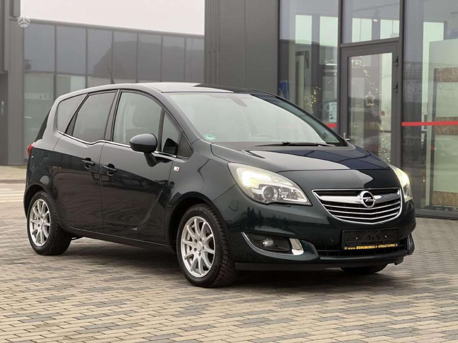 Green Opel Meriva 2014 in Siauliai, with an engine capacity of 1.40 L and mileage of 204 thousand km for 5650 €, photo 2 on AUTOMOTO.COM.LV