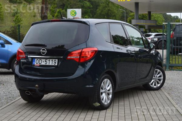 Green Opel Meriva 2015 in Tukums, with an engine capacity of 1.40 L and mileage of 202 thousand km for 6595 €, photo 6 on AUTOMOTO.COM.LV
