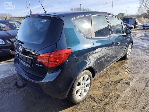 Zaļš Opel Meriva 2015 Utena, ar dzinēja tilpumu 1.40 L un nobraukumu 190 tūkst. km par 4650 €, foto 5 vietnē AUTOMOTO.COM.LV