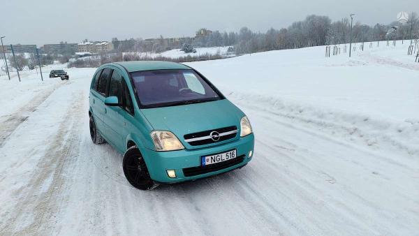 Green Opel Meriva 2004 in Vilnius, with an engine capacity of 1.69 L and mileage of 335 thousand km for 550 €, photo 2 on AUTOMOTO.COM.LV