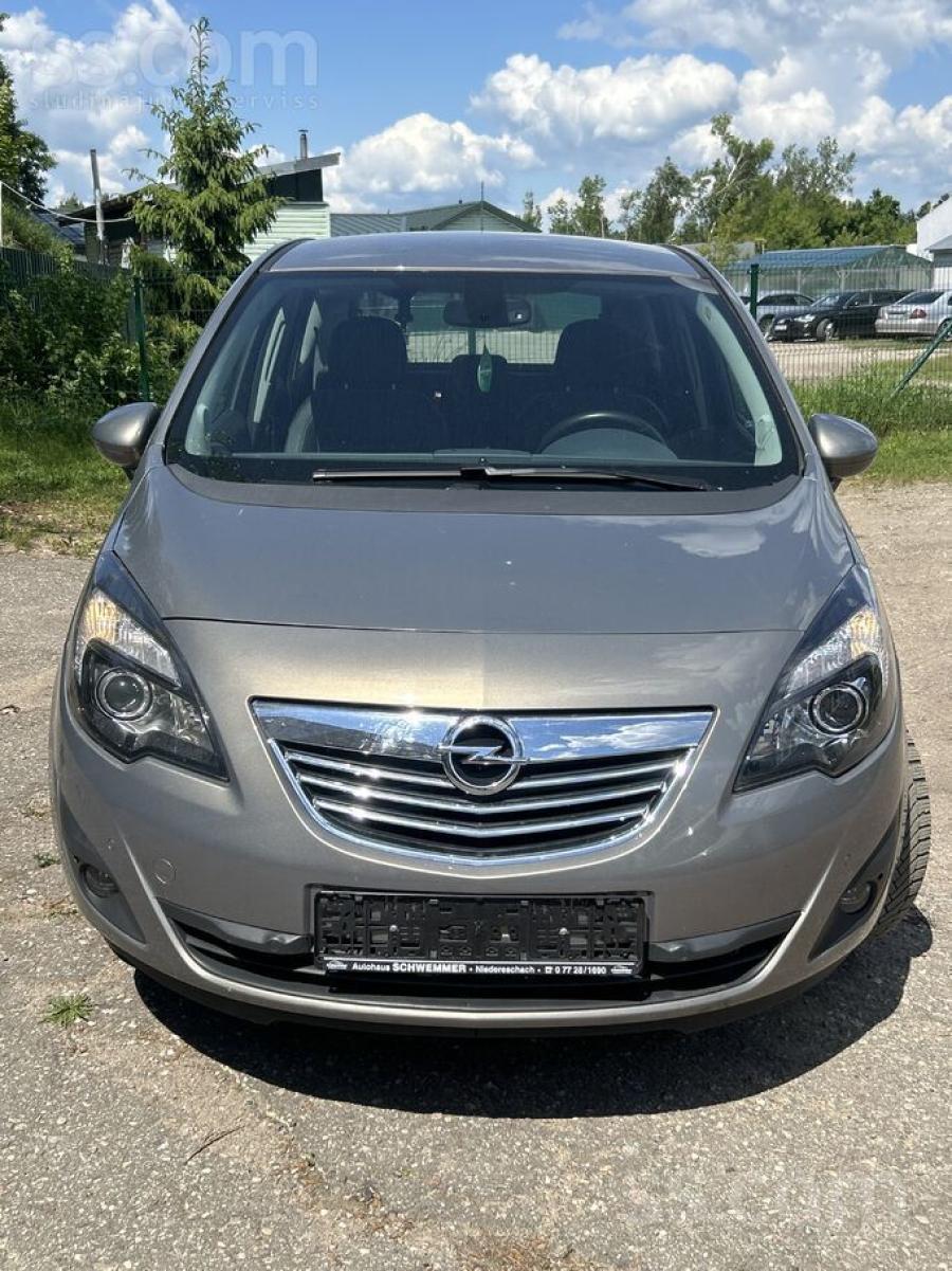 Zaļš Opel Meriva 2012 Daugavpils, ar dzinēja tilpumu 1.70 L un nobraukumu 237 tūkst. km par 3400 €, foto 1 vietnē AUTOMOTO.COM.LV