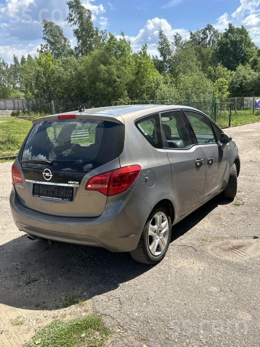 Zaļš Opel Meriva 2012 Daugavpils, ar dzinēja tilpumu 1.70 L un nobraukumu 237 tūkst. km par 3400 €, foto 4 vietnē AUTOMOTO.COM.LV