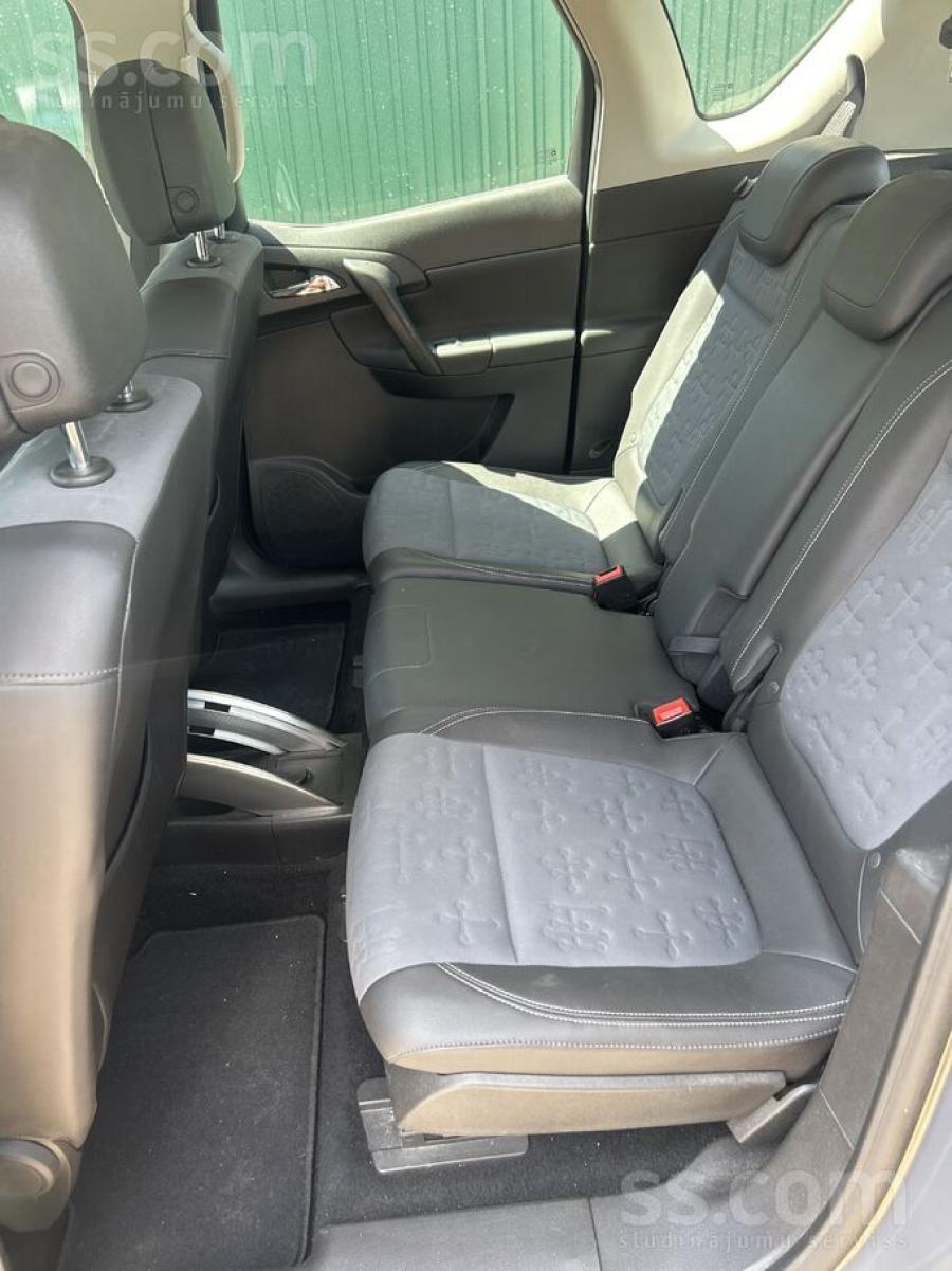 Zaļš Opel Meriva 2012 Daugavpils, ar dzinēja tilpumu 1.70 L un nobraukumu 237 tūkst. km par 3400 €, foto 7 vietnē AUTOMOTO.COM.LV
