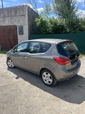 Zaļš Opel Meriva 2012 Daugavpils, ar dzinēja tilpumu 1.70 L un nobraukumu 237 tūkst. km par 3400 €, foto 8 vietnē AUTOMOTO.COM.LV